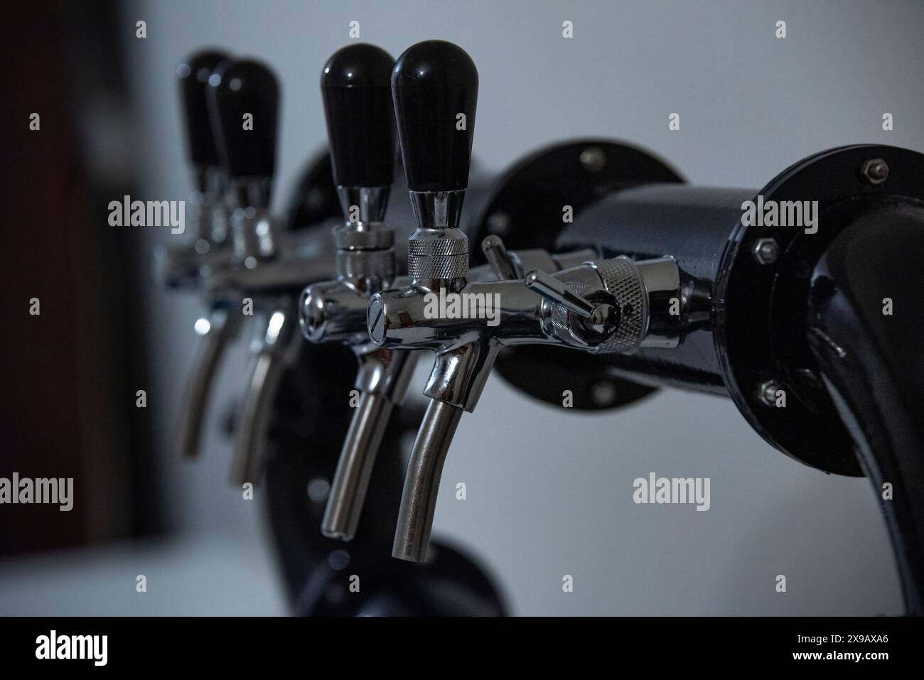 Beer craft steel taps hi-res stock photography and images - Alamy