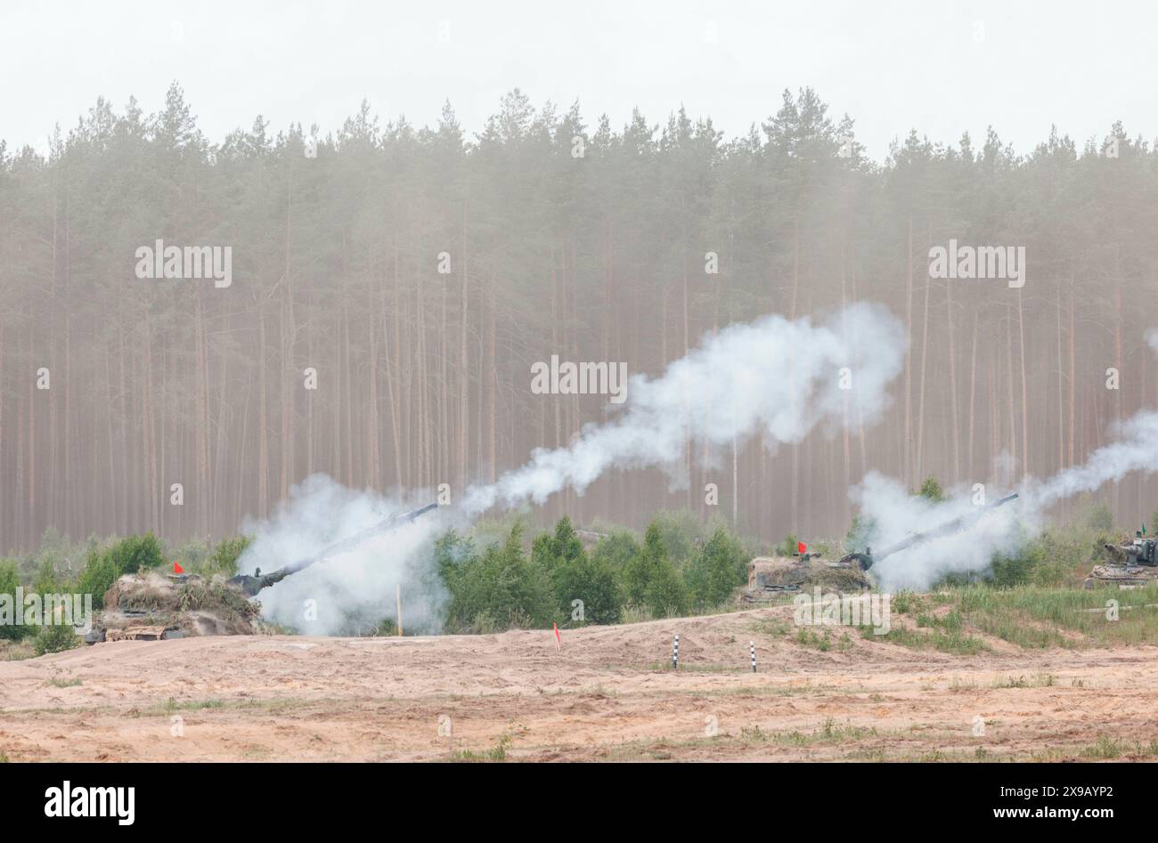Panzerhaubitzen hi-res stock photography and images - Alamy