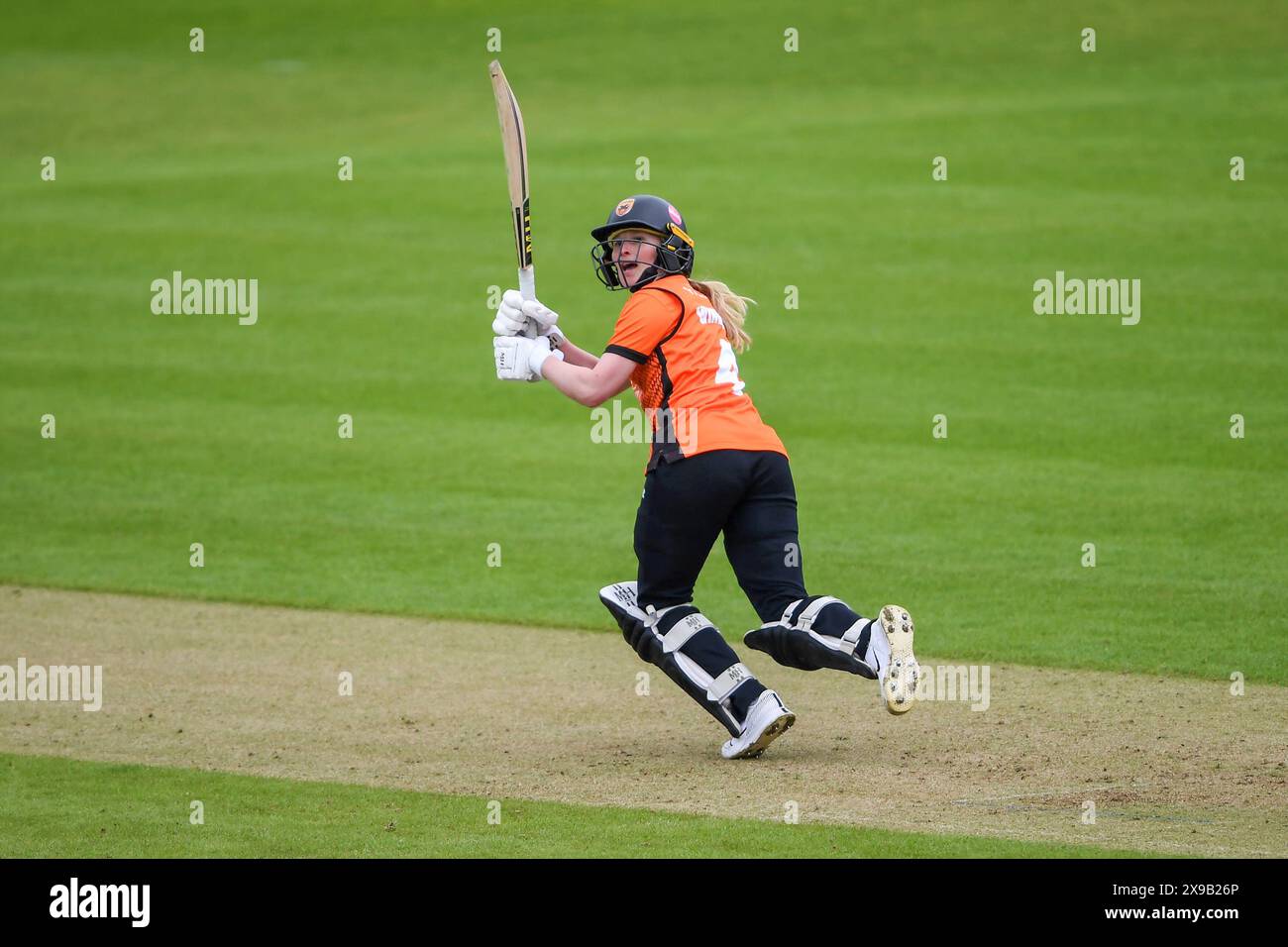 Southampton, UK. 30 May 2024. Emily Windsor of Southern Vipers batting ...