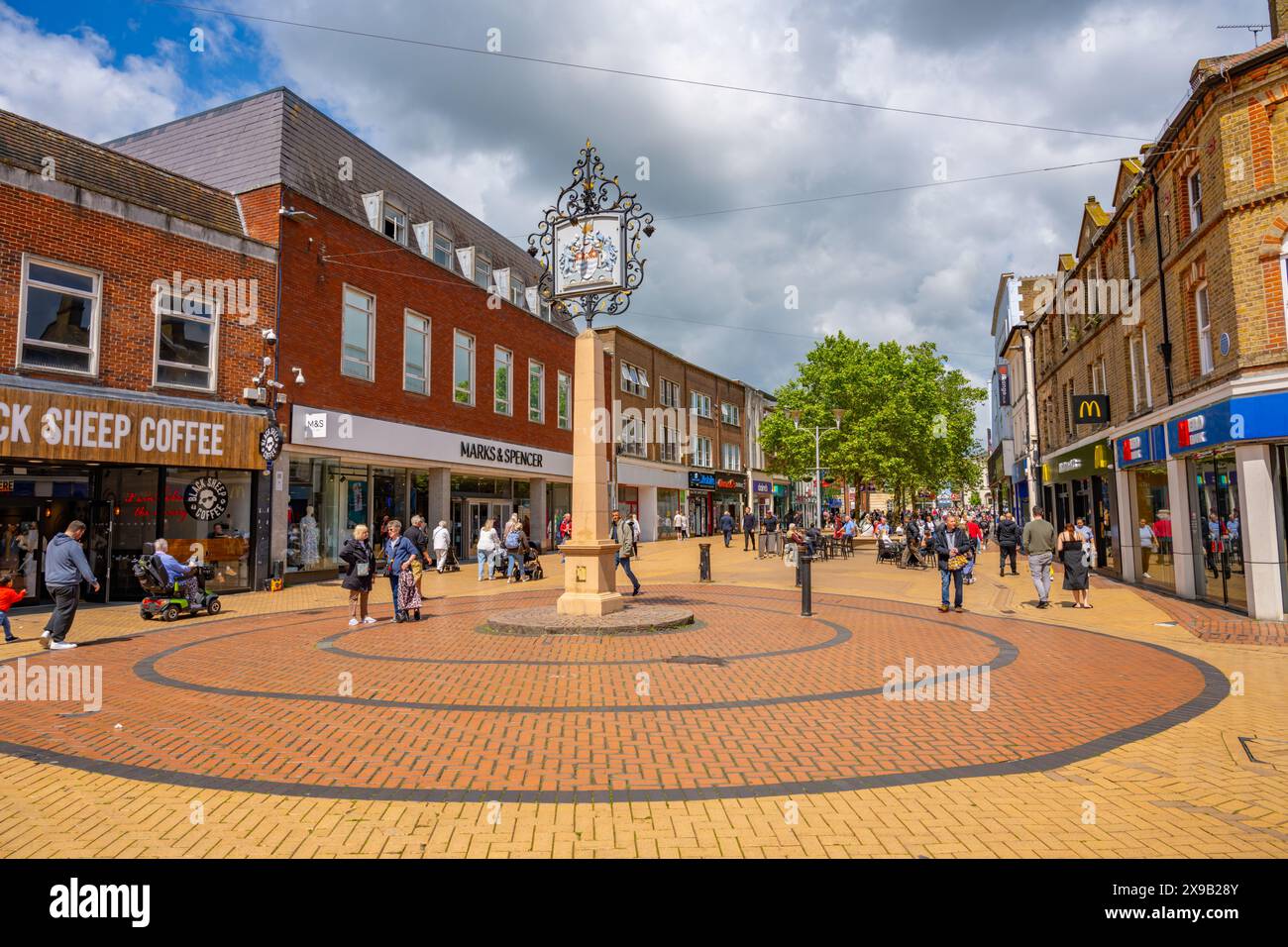 Chelmsford town centre hi-res stock photography and images - Alamy