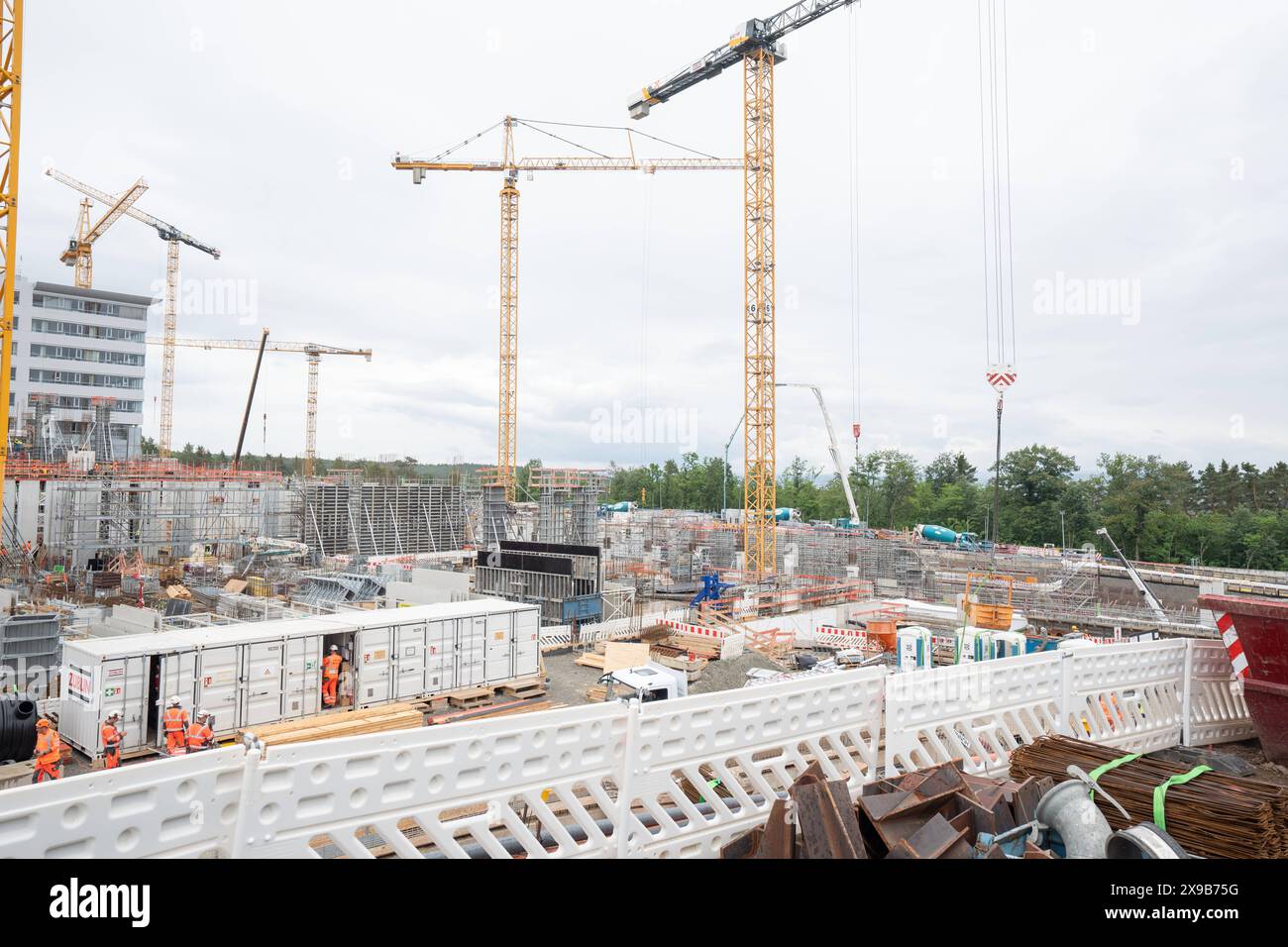 Infineon Infineon Technologies leitet finale Bauphase der ...