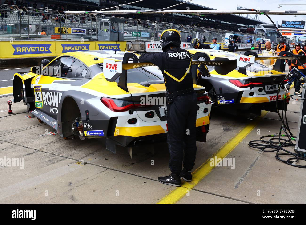 Robin Frijns (Lanaken/BEL) / Sheldon Van Der Linde (Muenchen/DEU ...