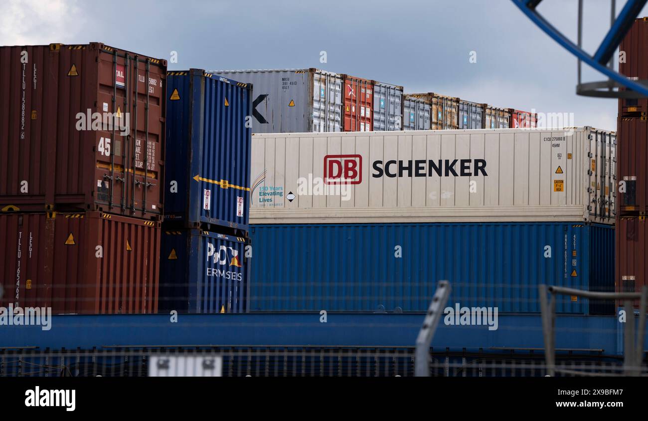 Db schenker container hi-res stock photography and images - Alamy