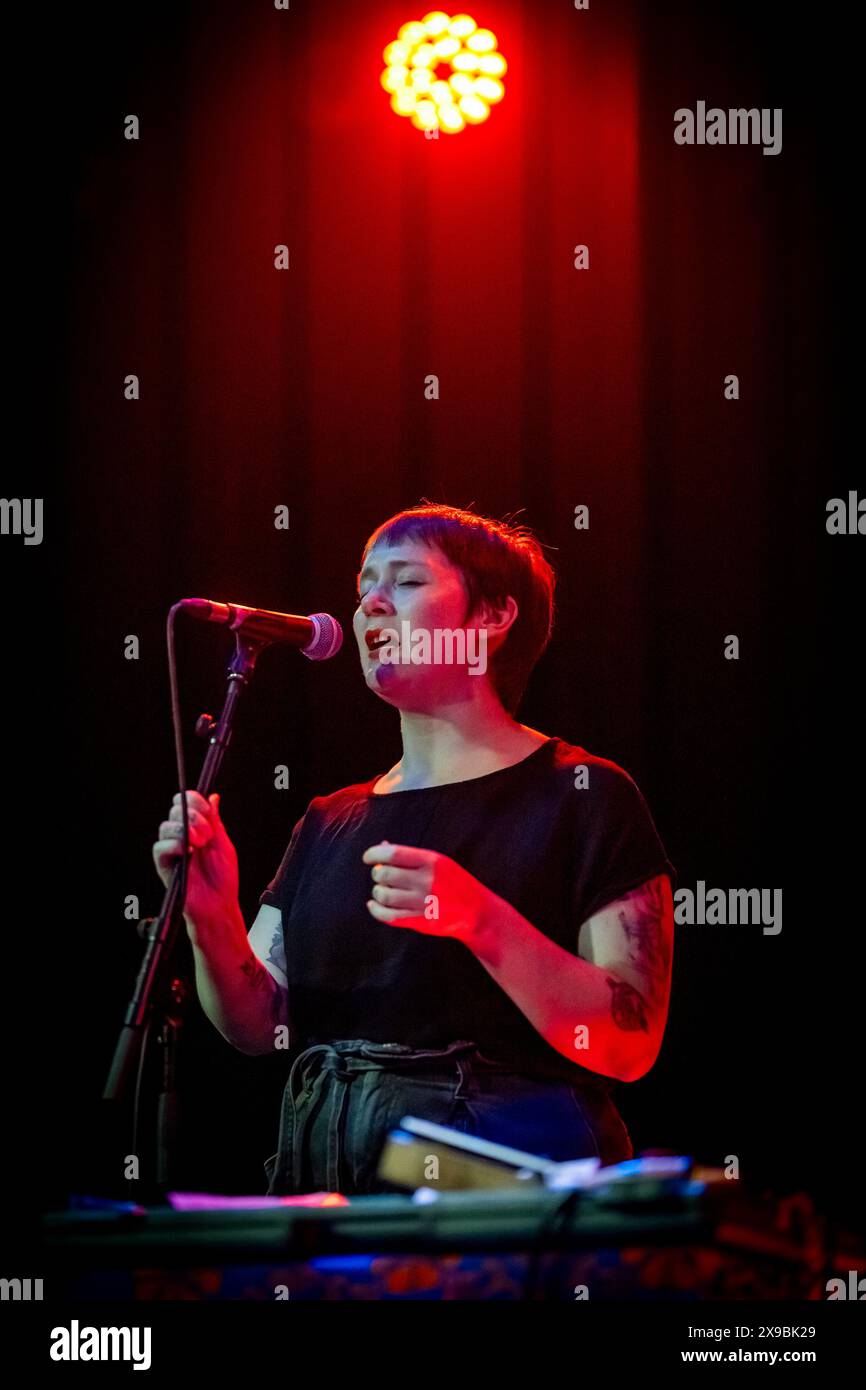 Burd ellen folk band hi-res stock photography and images - Alamy