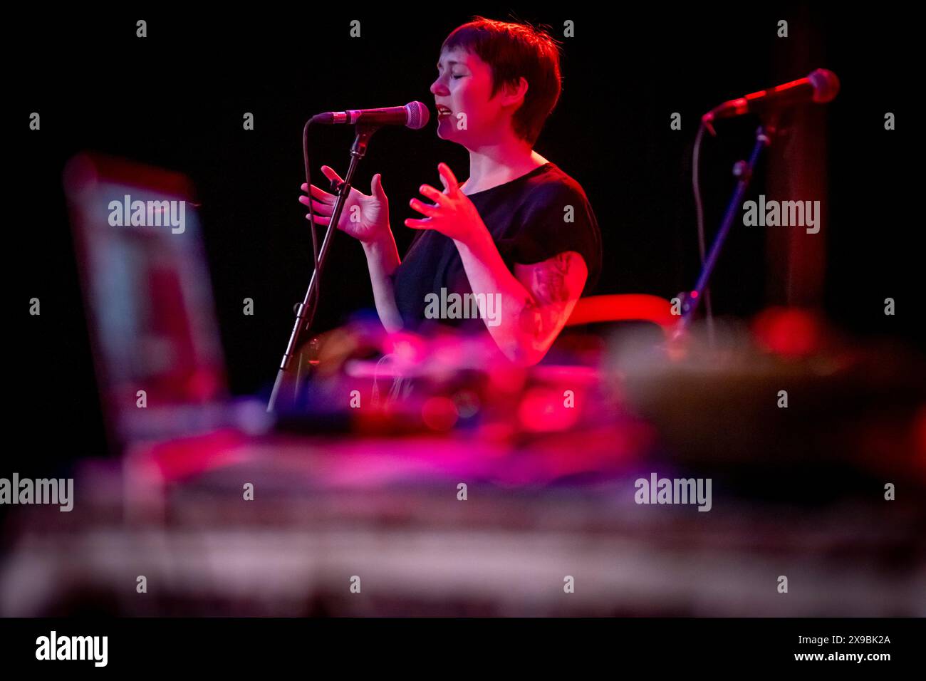 Edinburgh, Scotland. Wed 29 May 2024. Folk band Burd Ellen onstage at ...