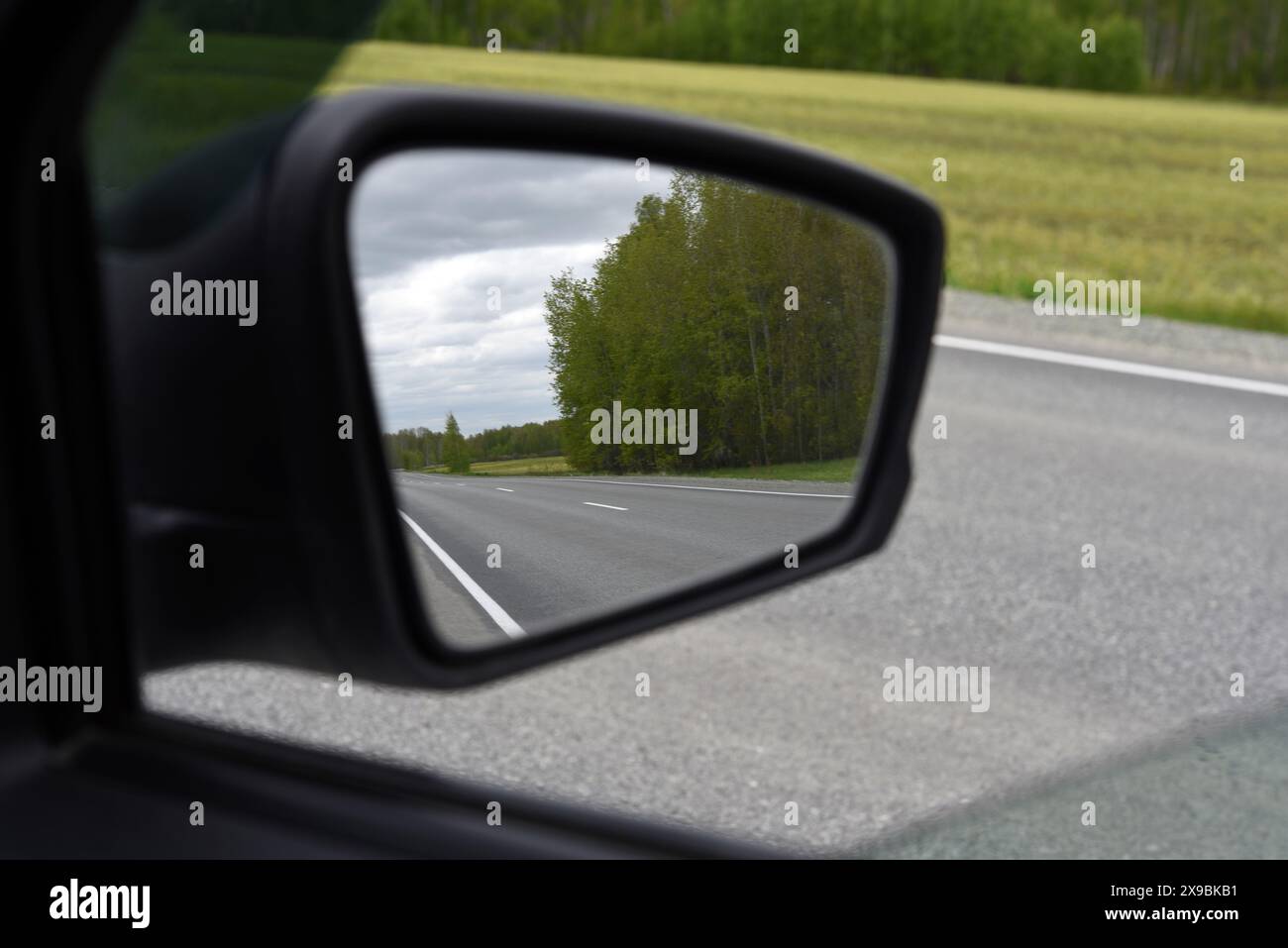 Rearview mirror of a car hi-res stock photography and images - Alamy