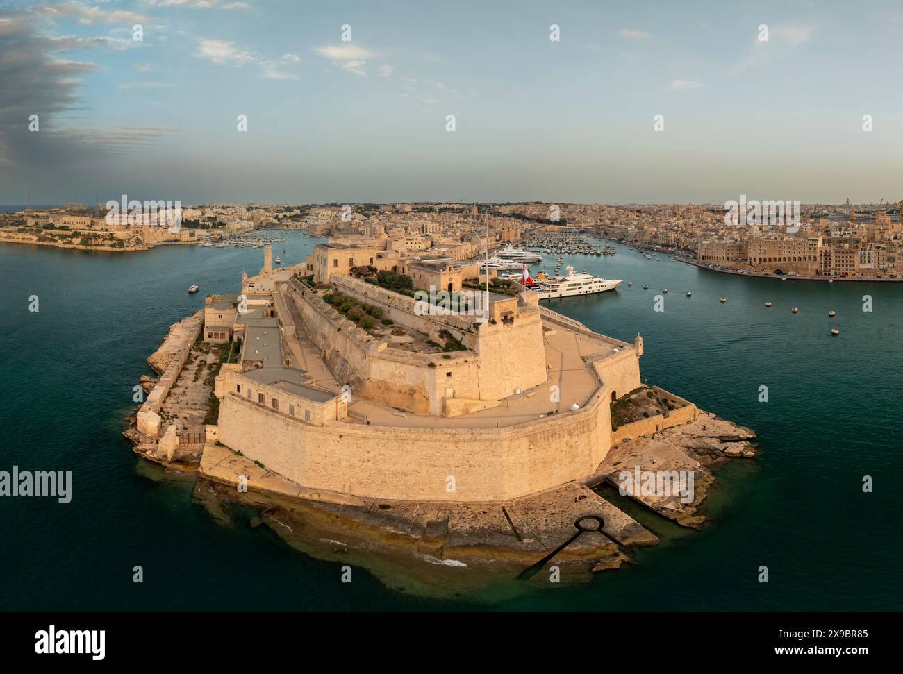 Fort St. Angelo and the Grand Harbour in Vittoriosa, Malta. View of ...