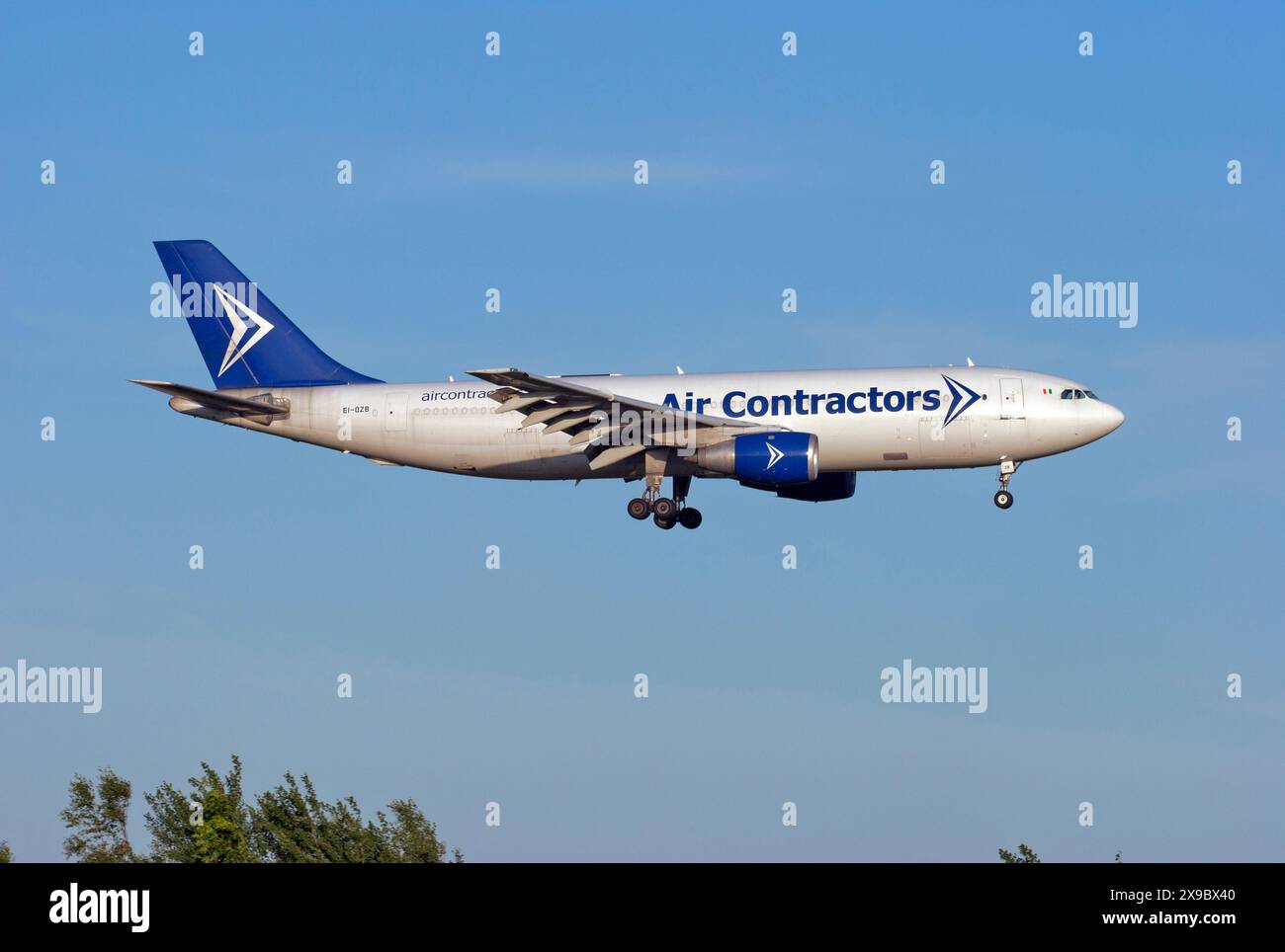 A300 100 hi-res stock photography and images - Alamy