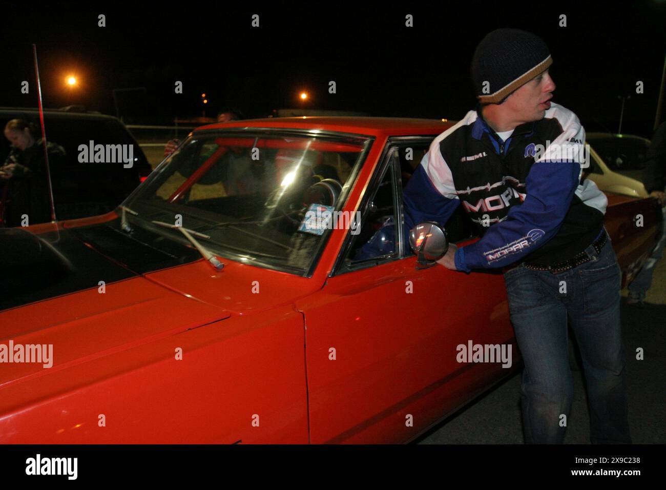 Auto cantante hi-res stock photography and images - Alamy