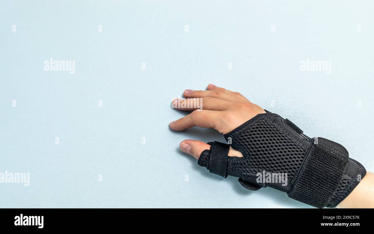 Mockup Adjustable Wristband Arm Support, Thumb Joints And Ligaments ...