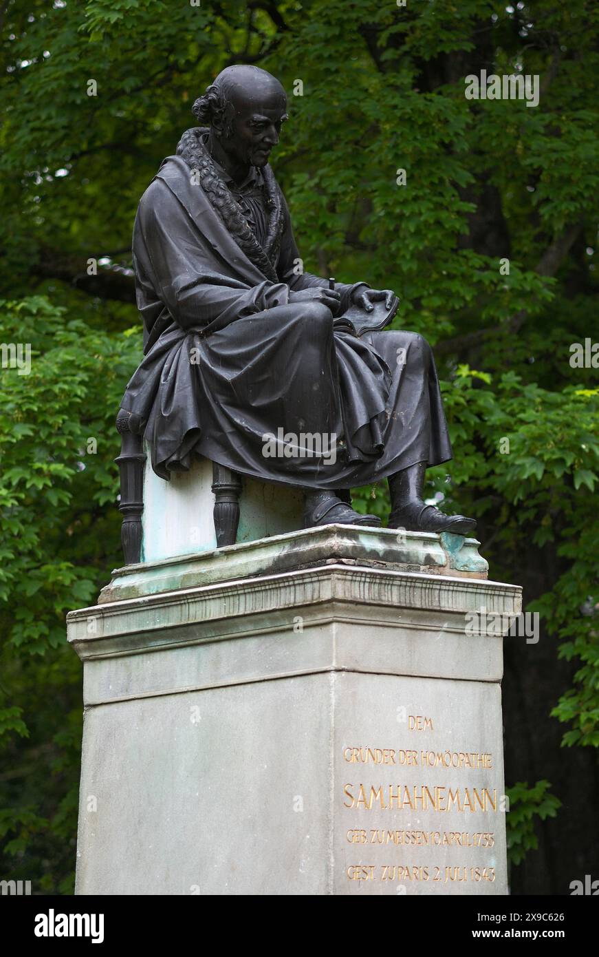Memorial to Samuel Hahnemann, the founder of homeopathy, Leipzig ...