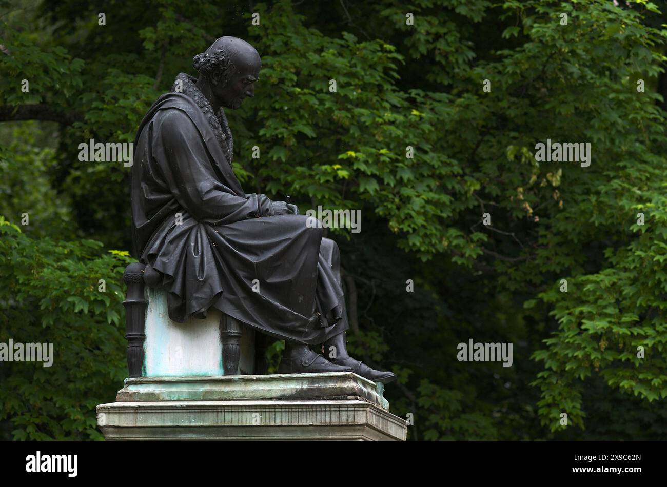 Memorial to Samuel Hahnemann, the founder of homeopathy, Leipzig ...