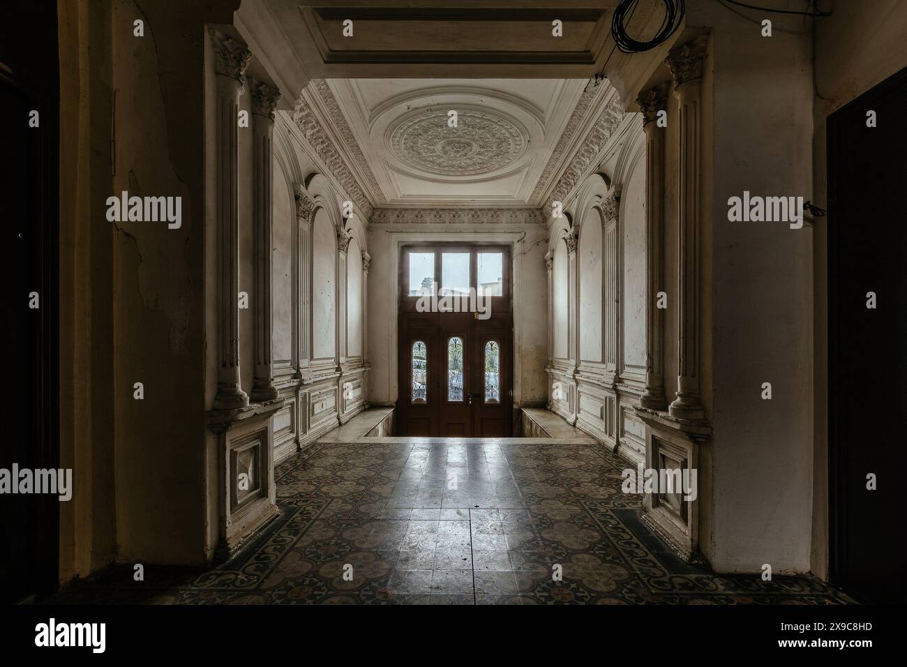 Entrance hall in old mansion Stock Photo - Alamy