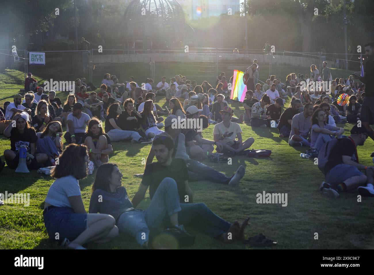 Jerusalem, Israel. 30th May 2024 People sitting on the grass, in the ...