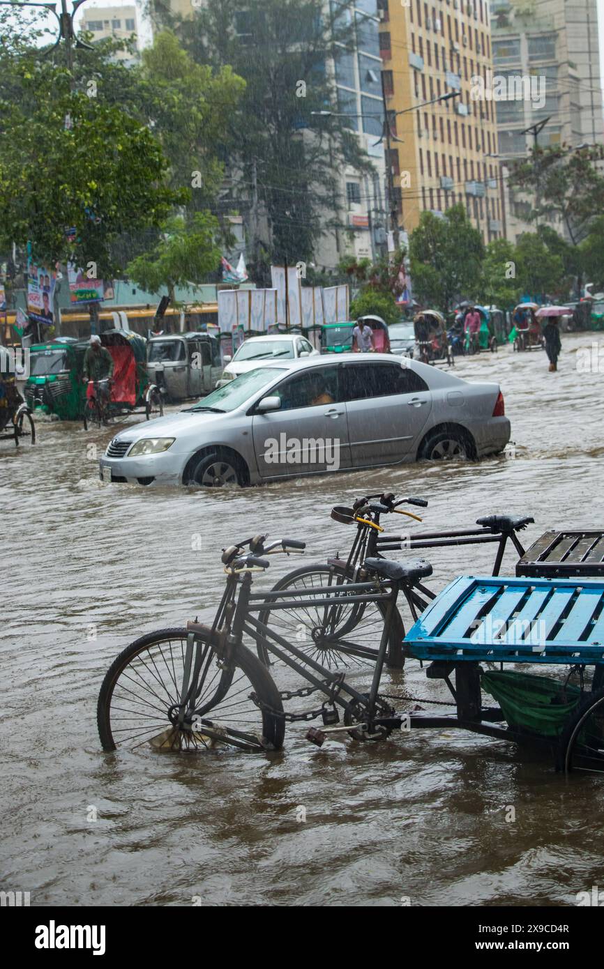 Cyclone Remal caused heavy rainfall, flooding, and strong winds in ...