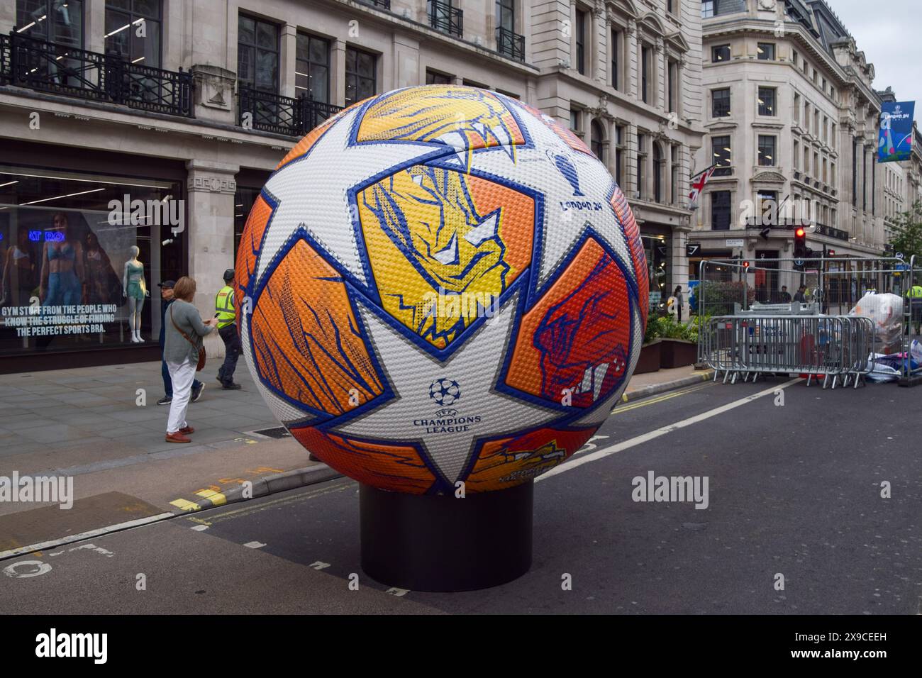 Football stadium uk hoarding hi-res stock photography and images - Alamy