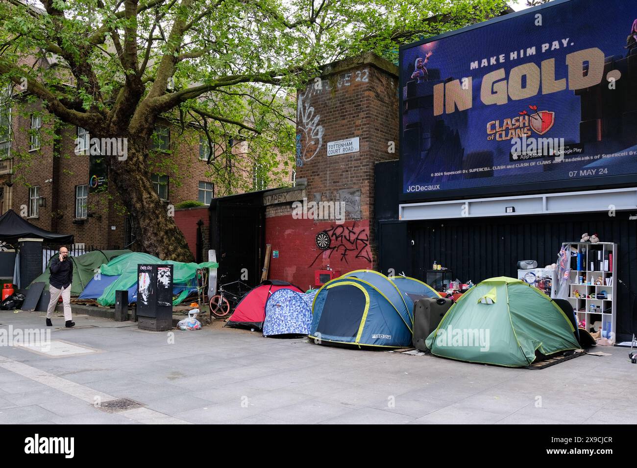 Homeless encampment hi-res stock photography and images - Alamy