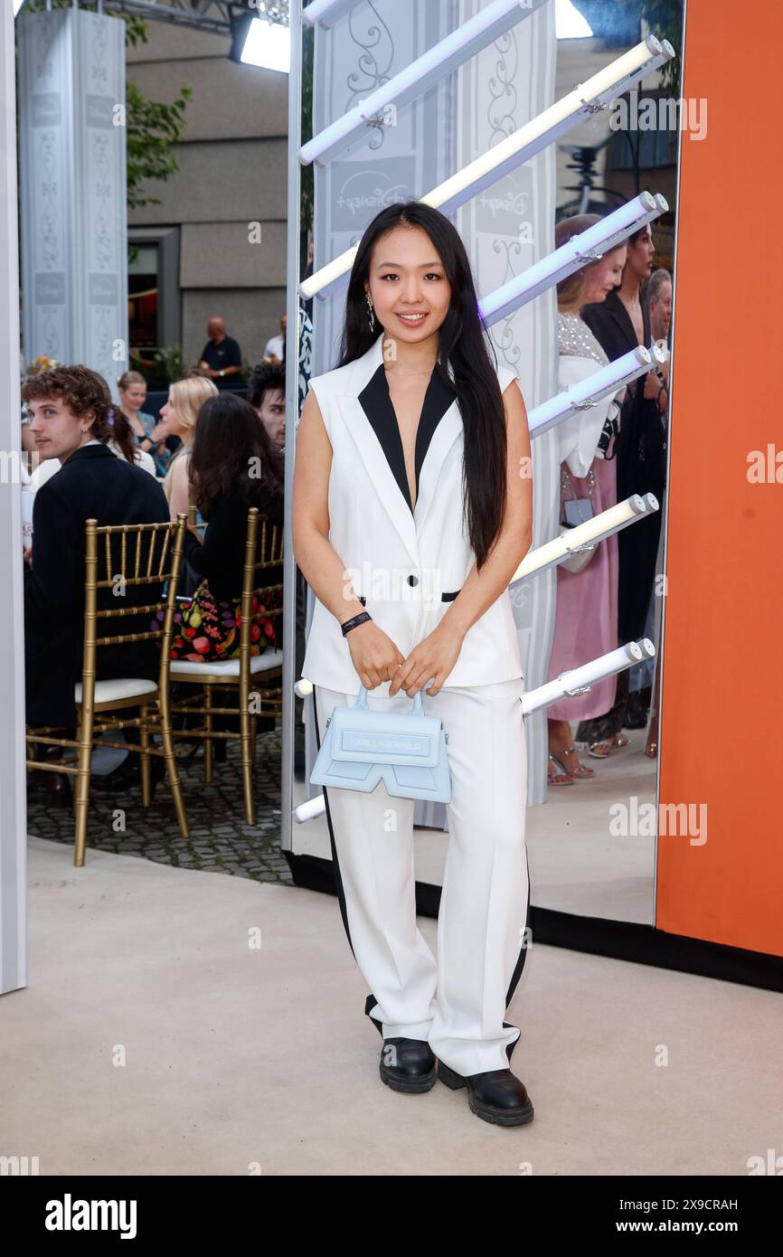 Disney Premiere - Becoming Karl Lagerfeld Andrea Guo bei der der Disney ...