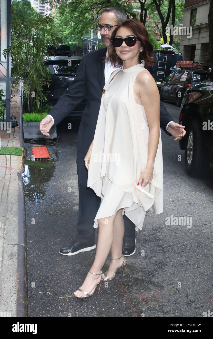 New York, NY, USA. 30th May, 2024. Sarah Hyland seen exiting Live with ...