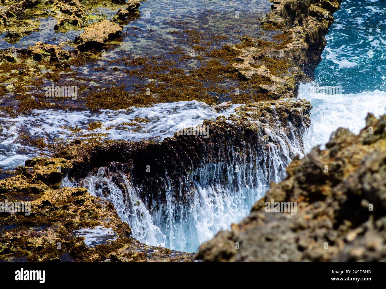 Waterfall in the Shete Boka National Park, Curaçao Stock Photo - Alamy