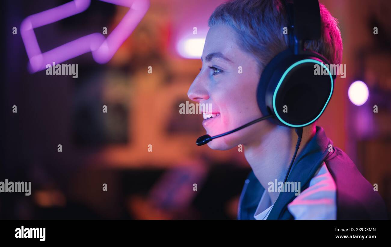 Professional esport woman gamer smiling hi-res stock photography and ...