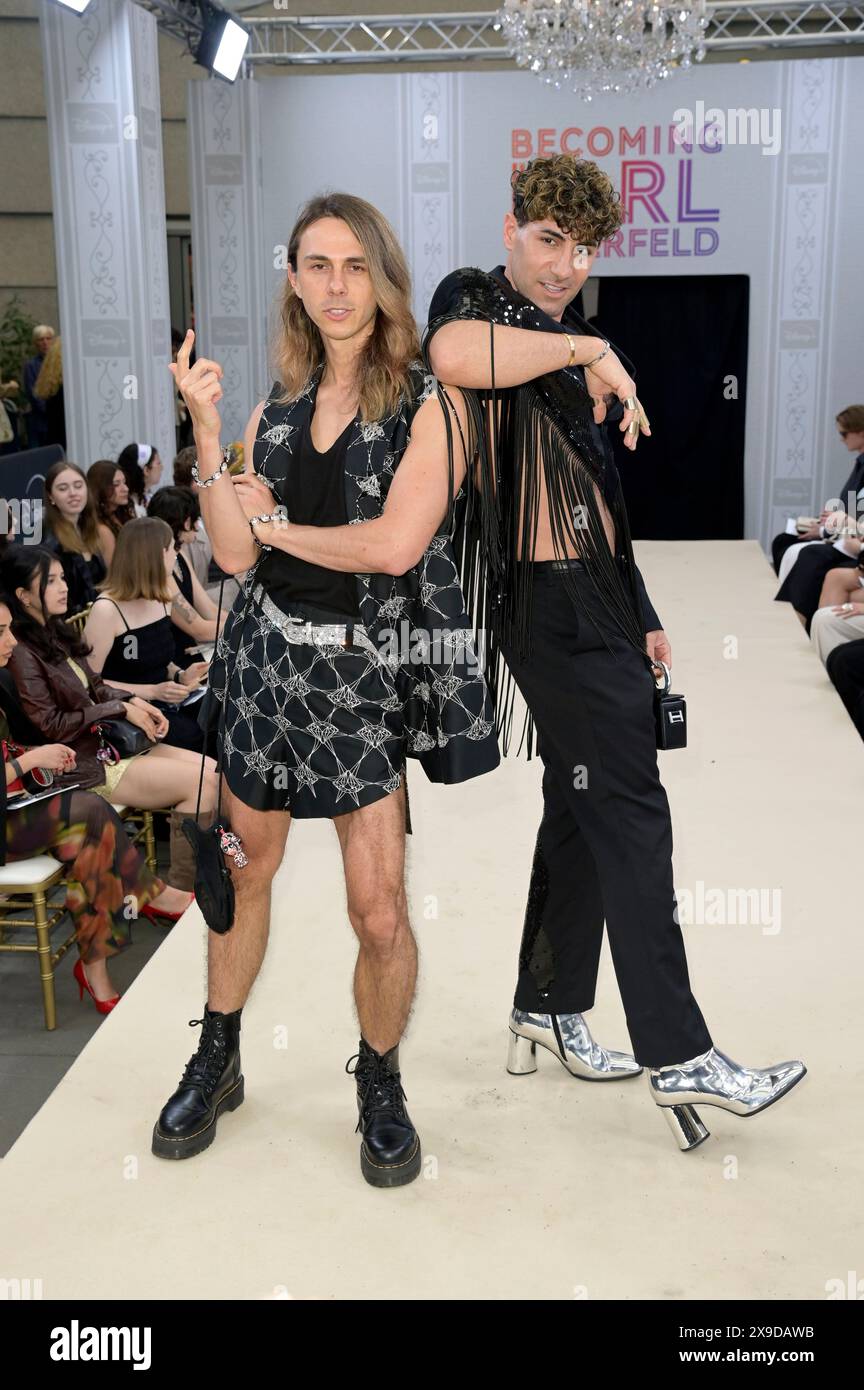 Jean Gritsfeldt und Ayan Yuruk bei der Premiere der Disney Serie ...