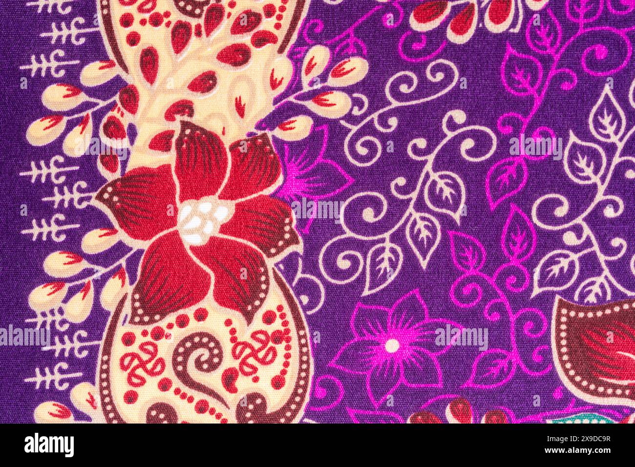 Detailed flower pattern of Indonesian batik cloth Stock Photo - Alamy