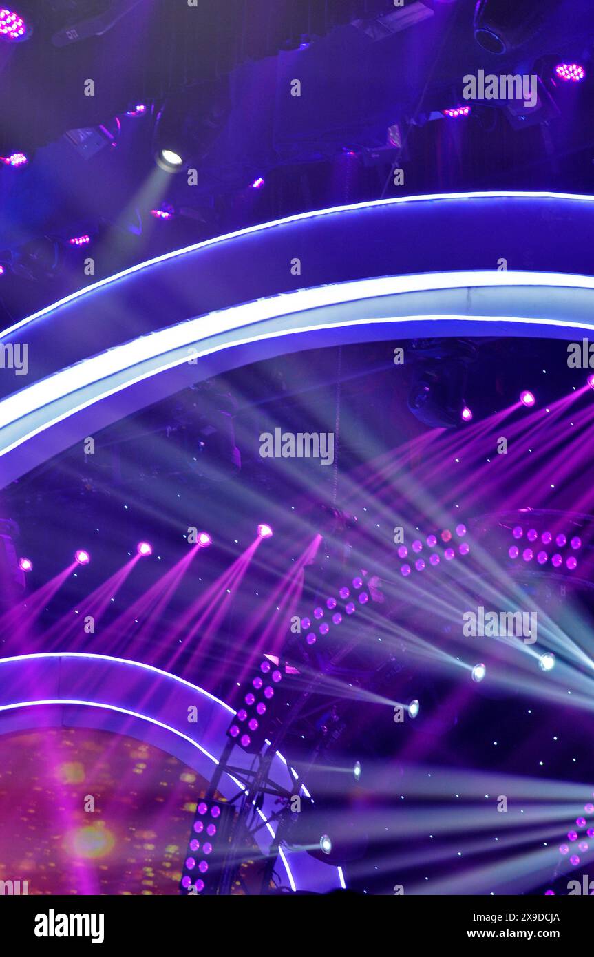 Stage lighting effect in the dark, close-up pictures Stock Photo - Alamy