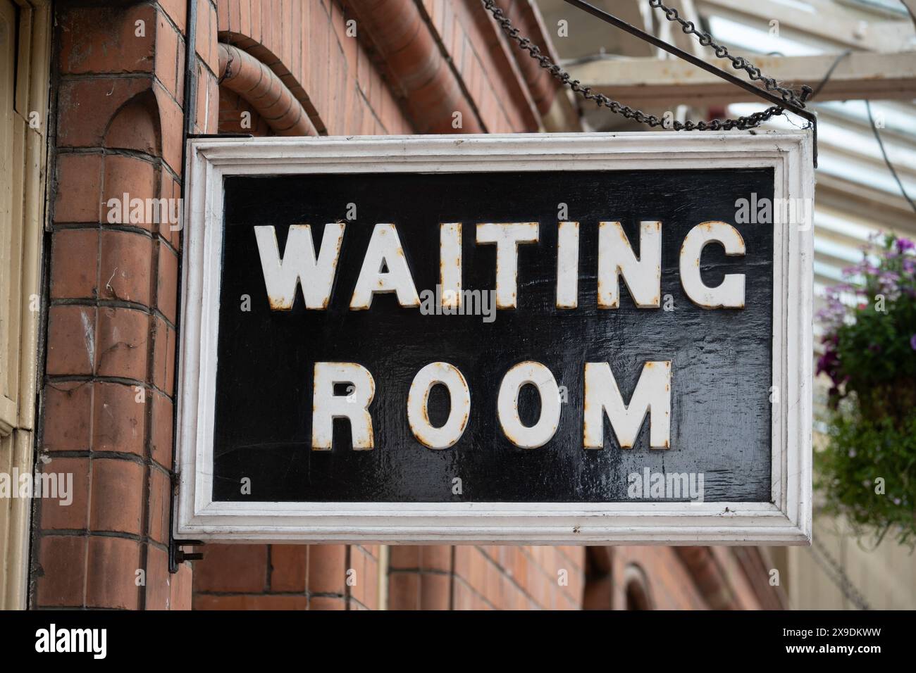 Waiting Room sign,Toddington station, GWSR, Gloucestershire, UK Stock ...