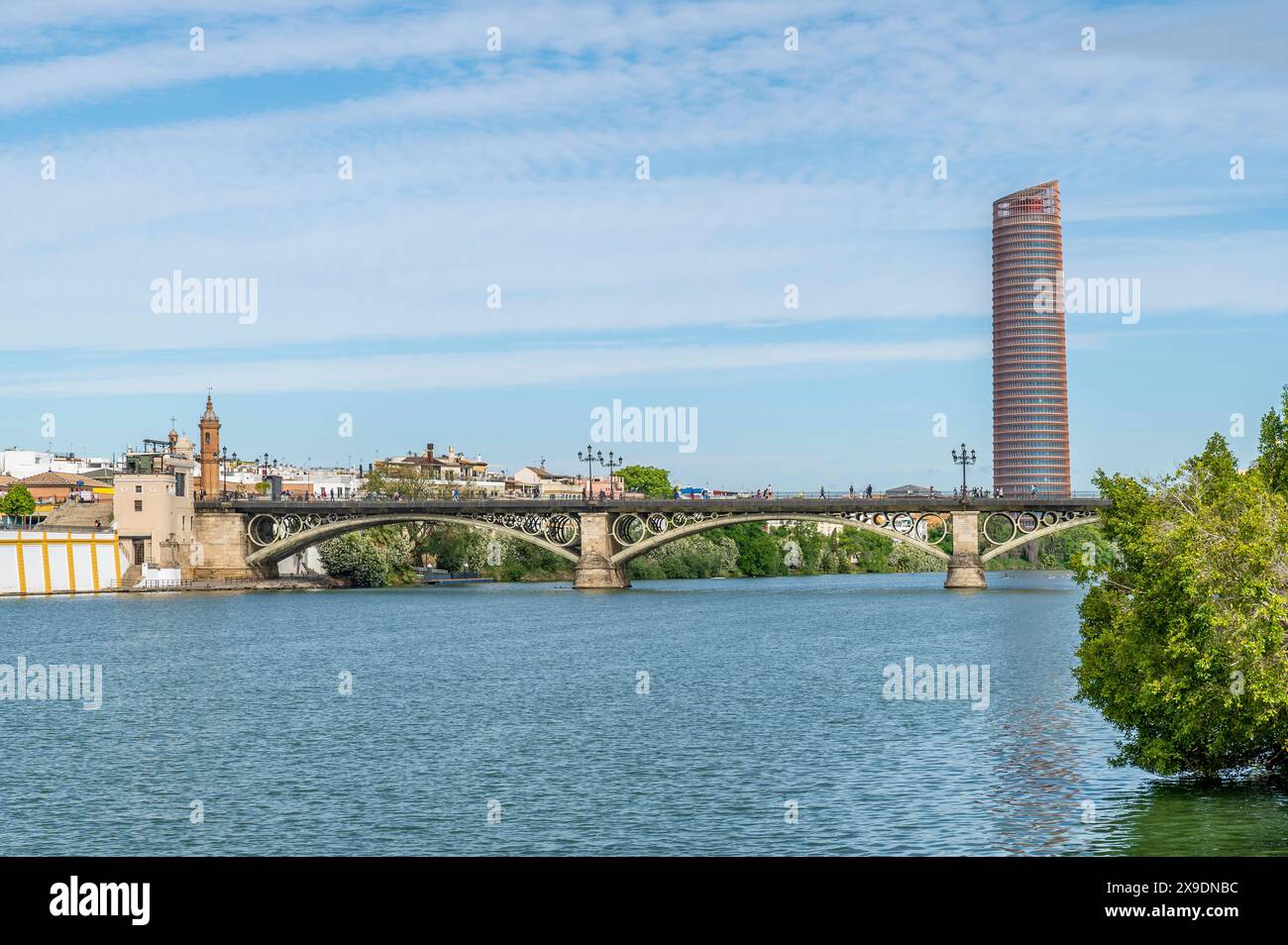 Puente de Isabel II or Triana Bridge, Seville, Spain Stock Photo - Alamy
