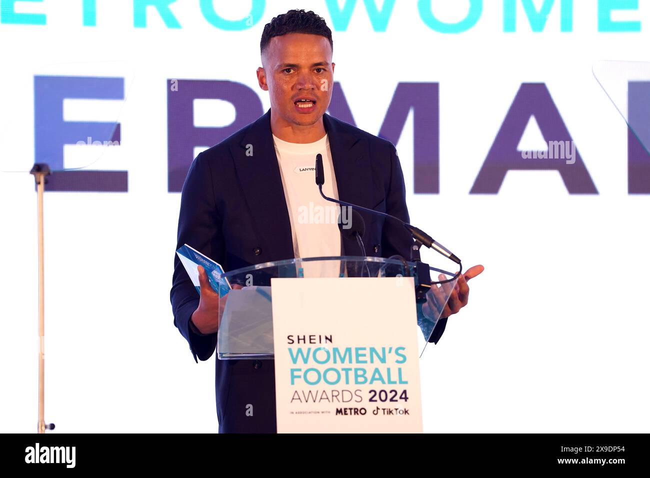 Jermaine Jenas on stage during the 2024 Shein Women's Football Awards ...