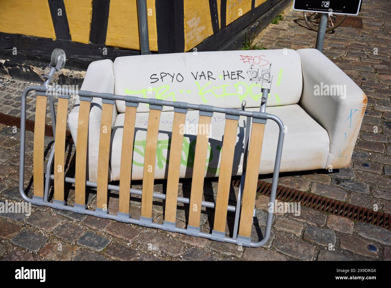 Spyo hi-res stock photography and images - Alamy