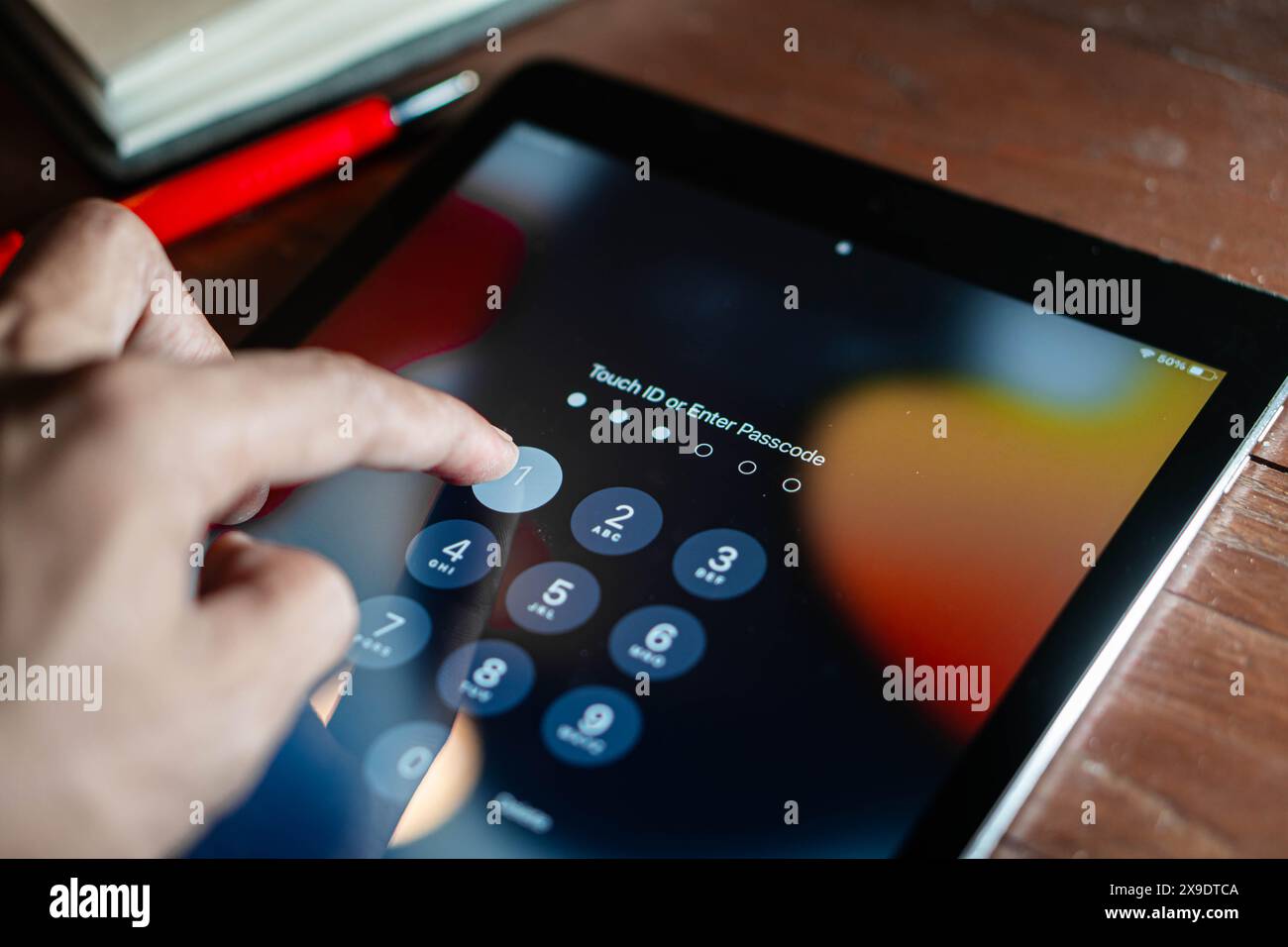 Person technology hi-res stock photography and images - Alamy