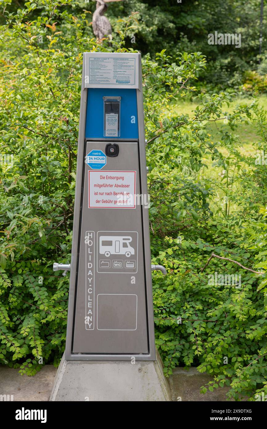 Increasingly popula hi-res stock photography and images - Alamy