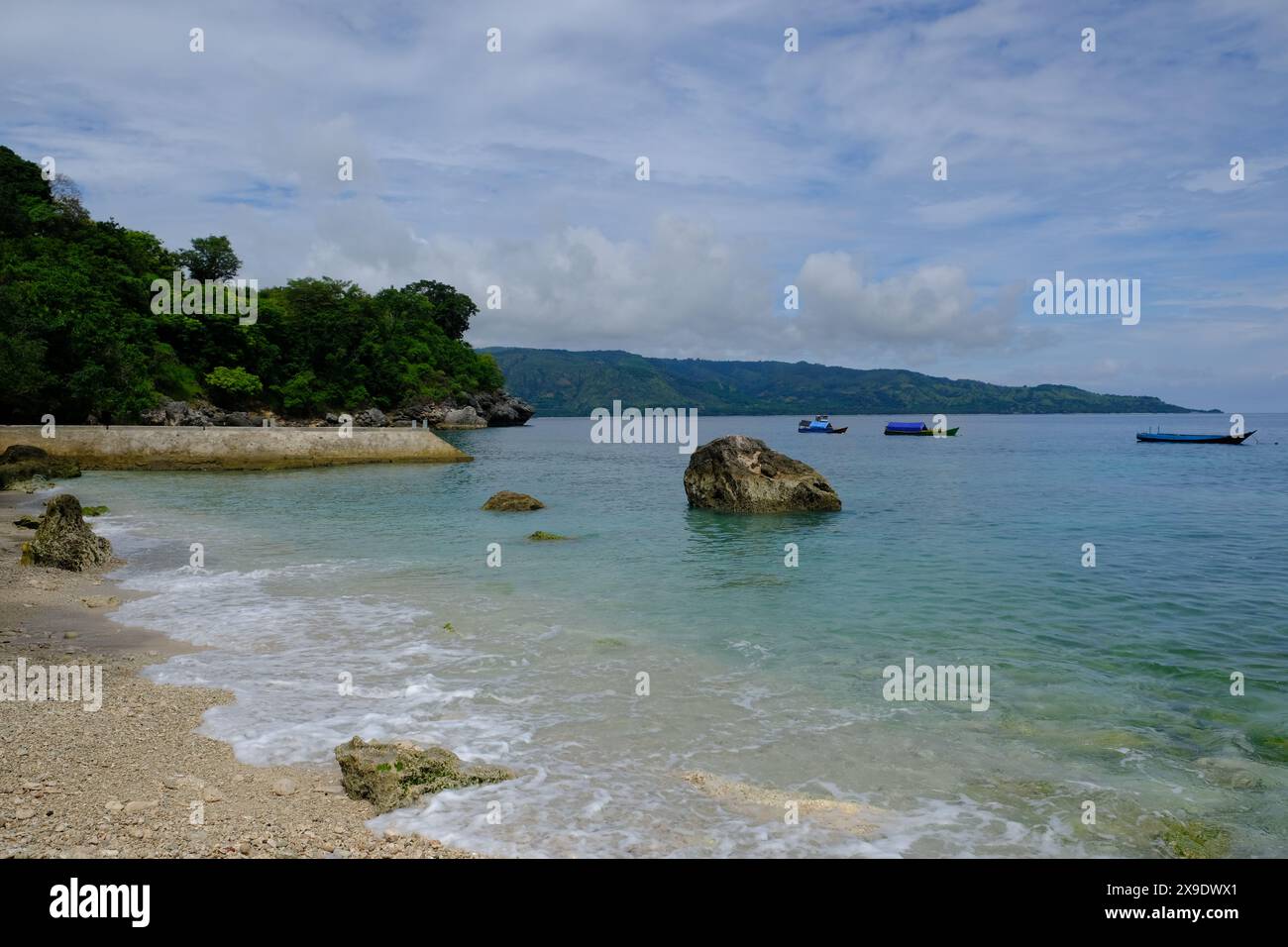 Indonesia Alor Island - beach and fishing boats Stock Photo - Alamy