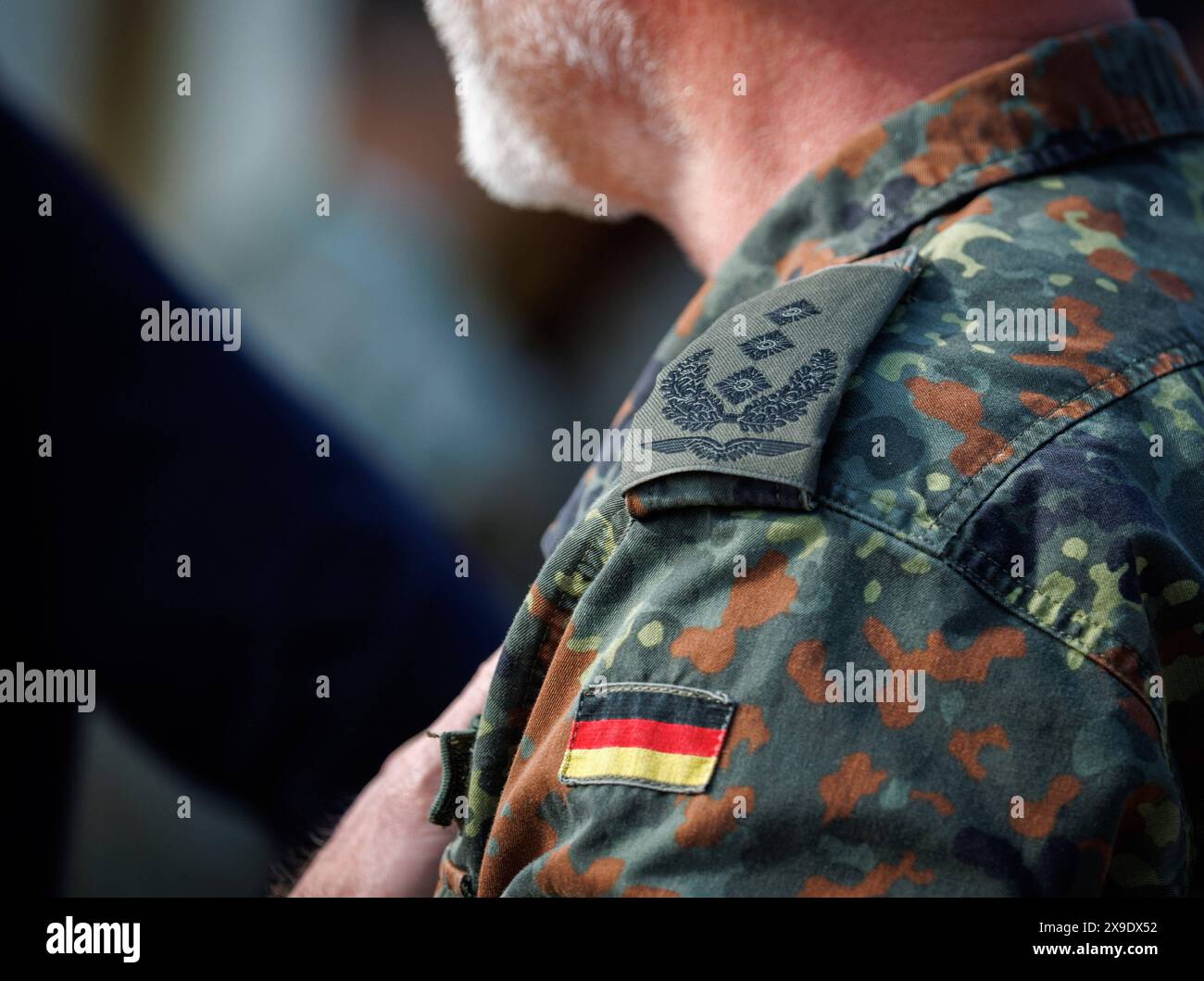 Symbolbild zum Thema Dienstgrade der Bundeswehr: Oberst der Luftwaffe ...