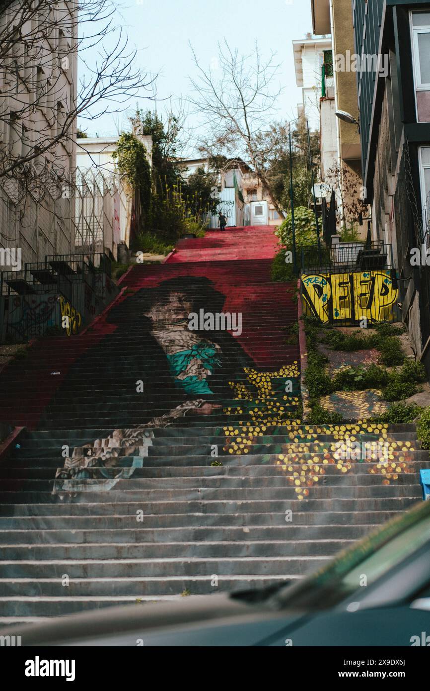 Gritty urban art hi-res stock photography and images - Alamy