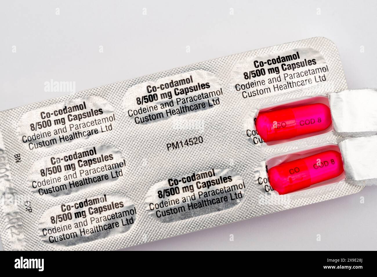 Co-codamol 500mg capsules Stock Photo - Alamy