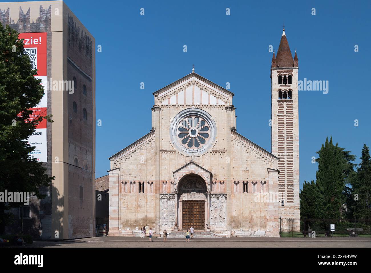 Romanesque rose window, Ruota della Fortun (Wheel of Fortune), by ...