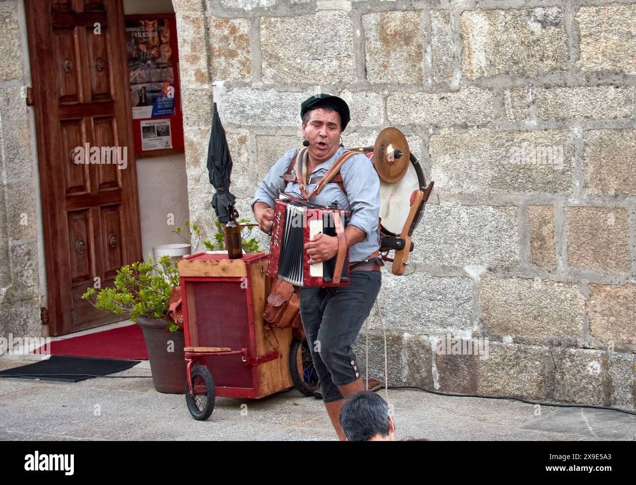 Charming puppet show hi-res stock photography and images - Alamy