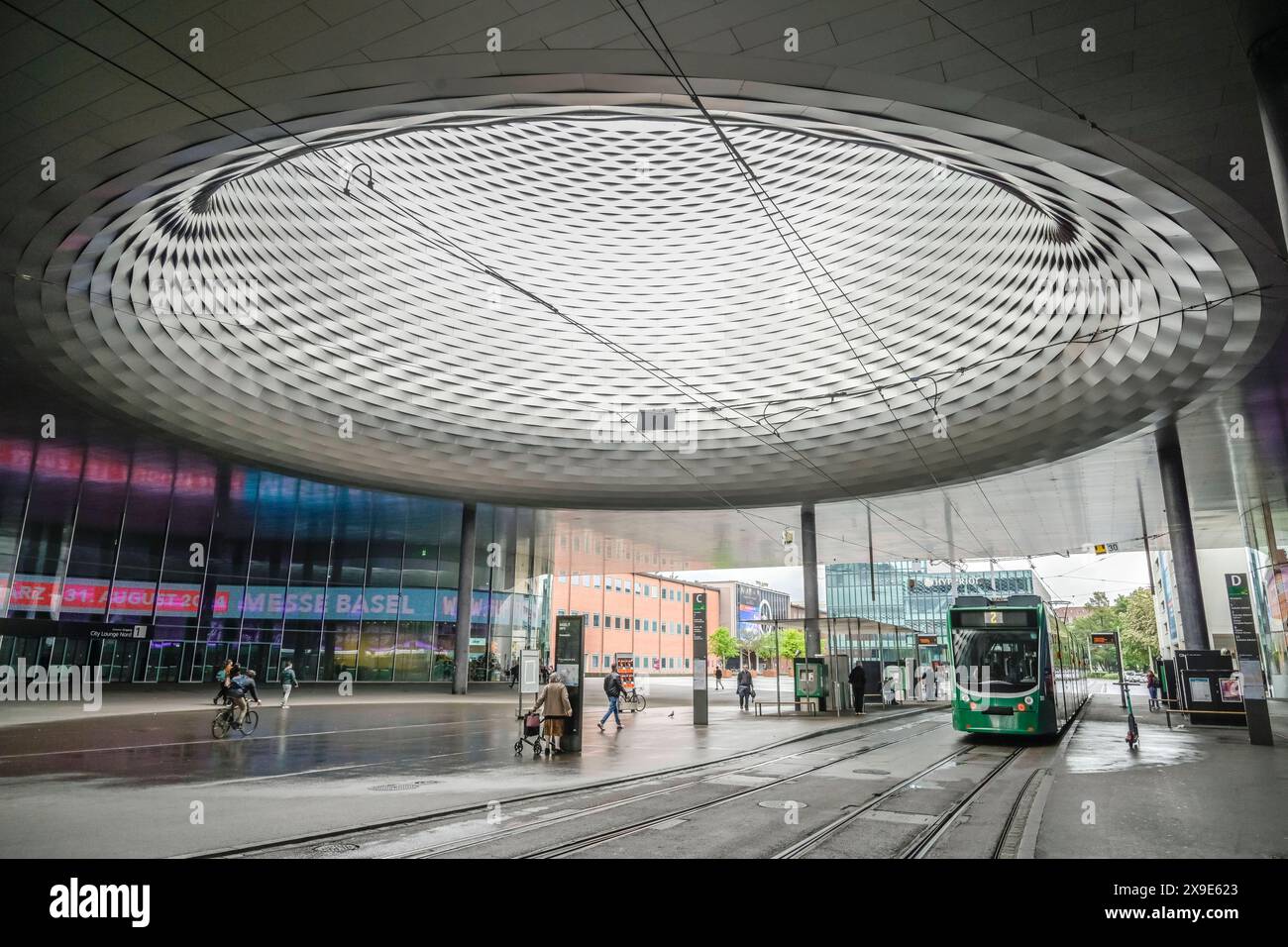 Strassenbahn fenster hi-res stock photography and images - Alamy