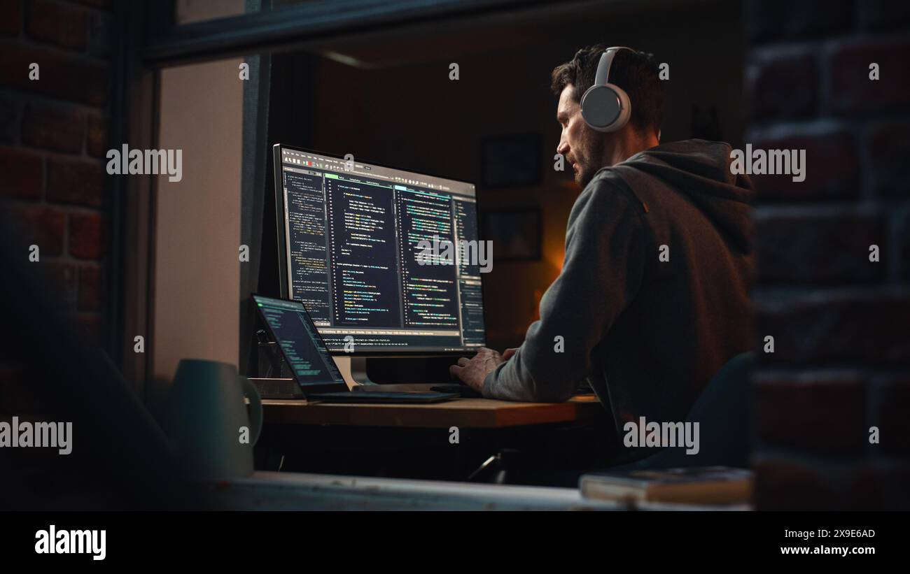 Basic programming language hi-res stock photography and images - Alamy