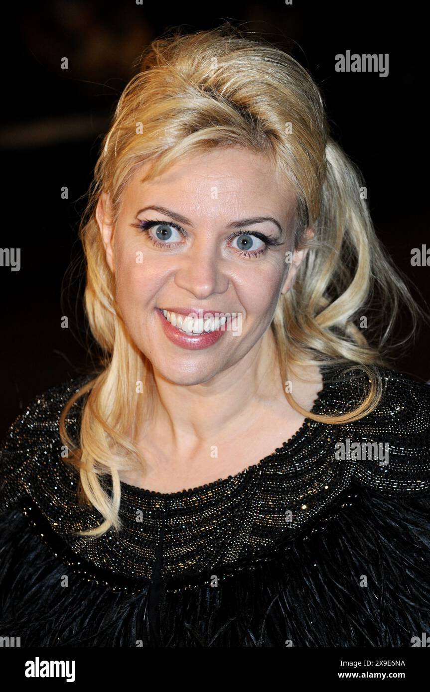 Catherine martin red carpet hi-res stock photography and images - Alamy