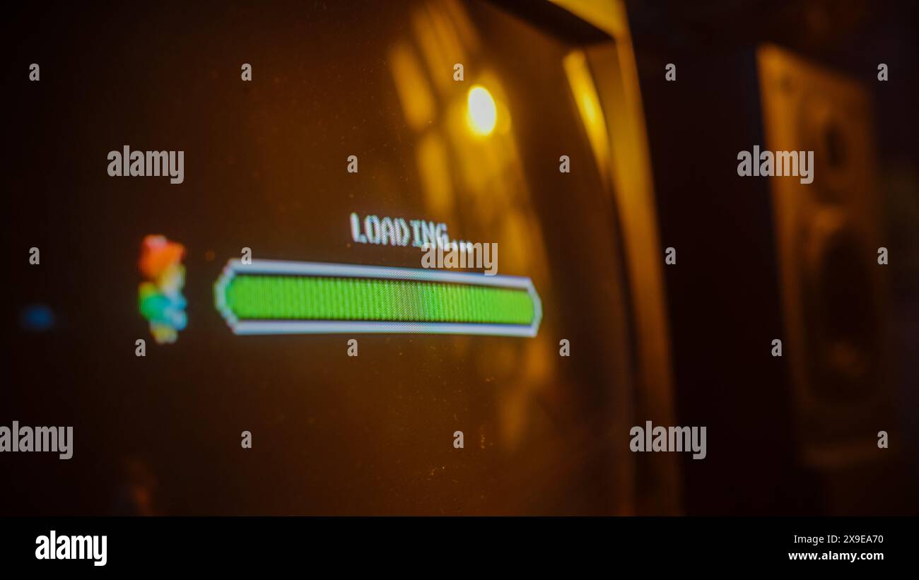 Retro tv set bar hi-res stock photography and images - Alamy