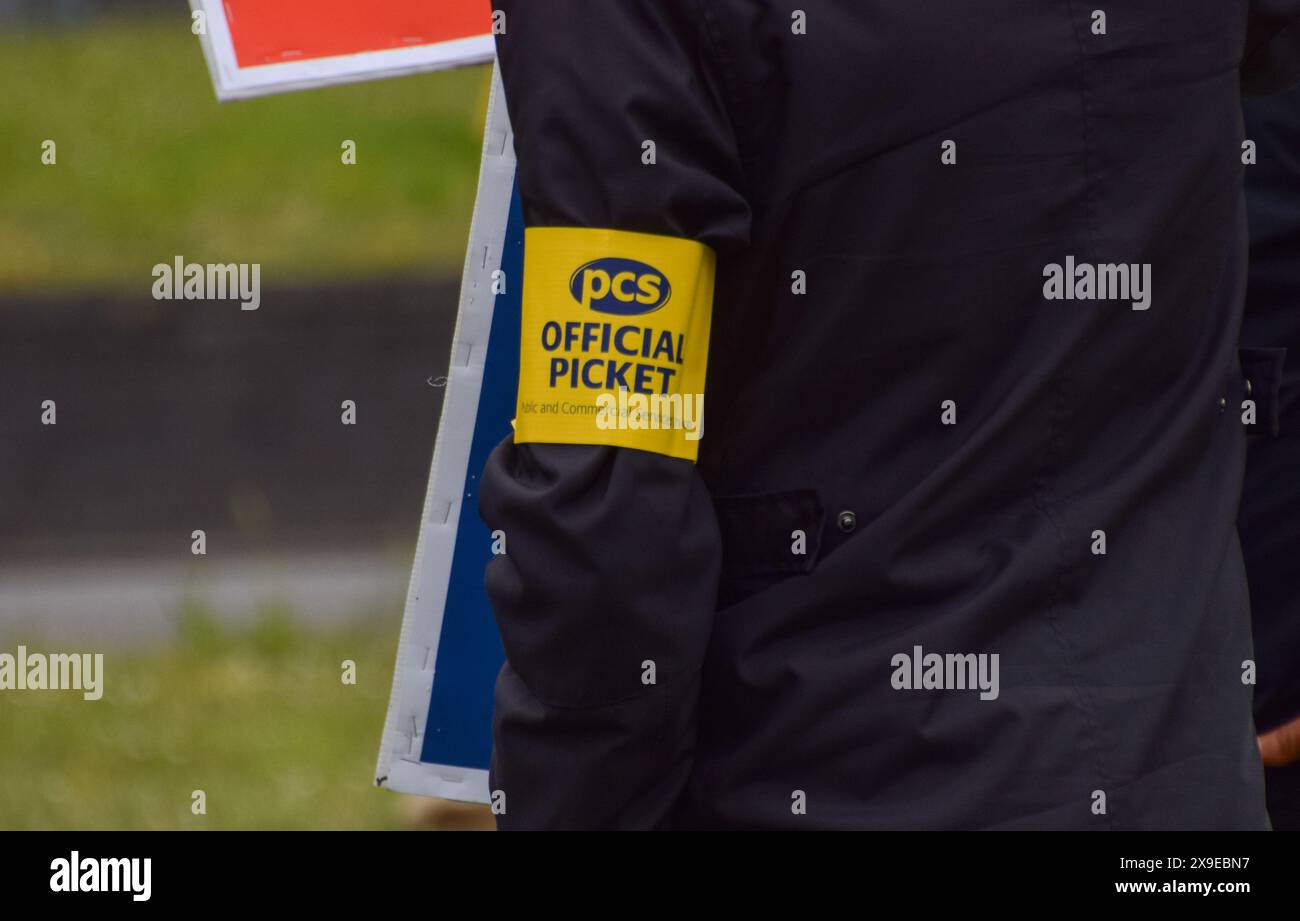 Uk border force logo hi-res stock photography and images - Alamy