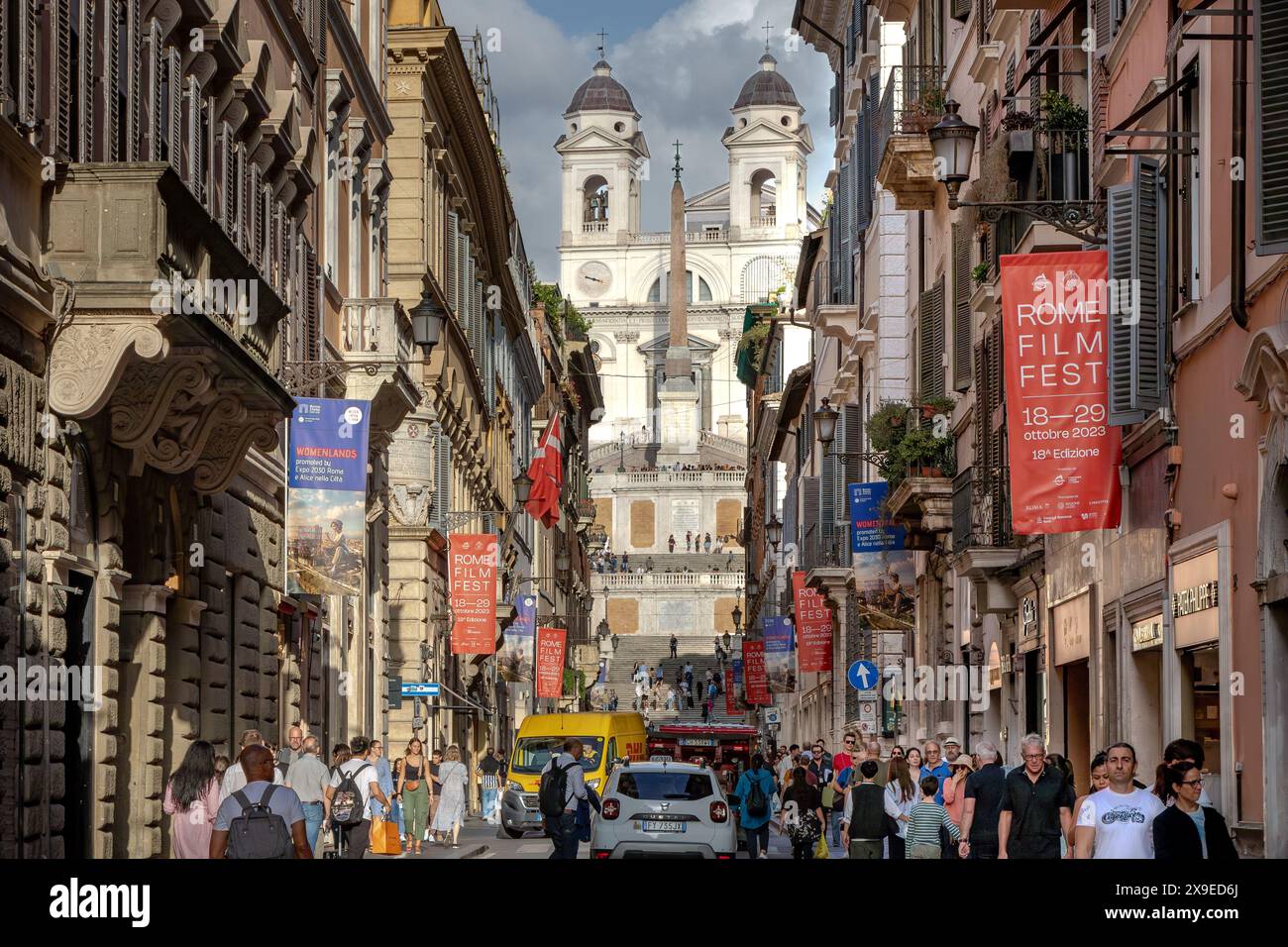 Walking spanish steps rome hi-res stock photography and images - Alamy