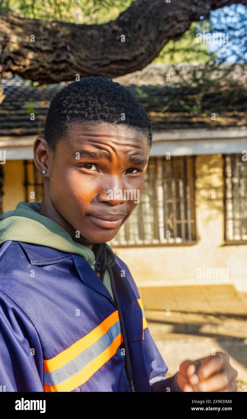 African domestic worker hi-res stock photography and images - Alamy