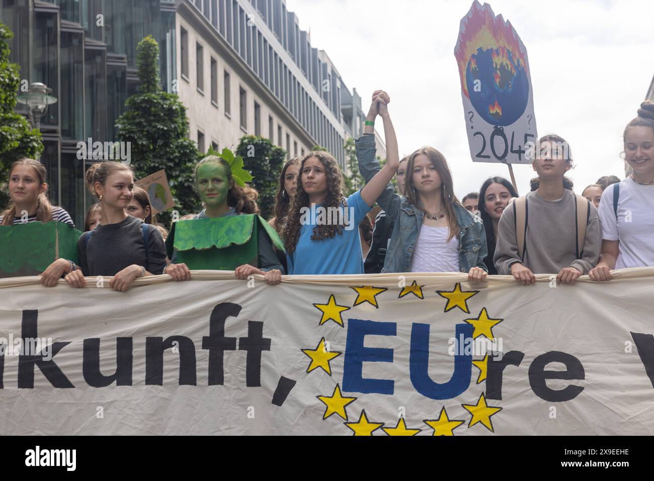 Klimastreik zur EU-Wahl Deutschland, Berlin am 31.05.2024: Samira ...