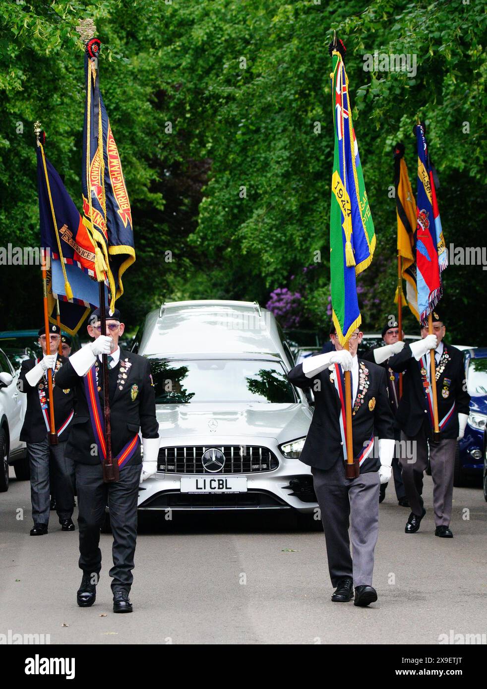 Standard bearers escort the hearse into the funeral of D-Day veteran ...