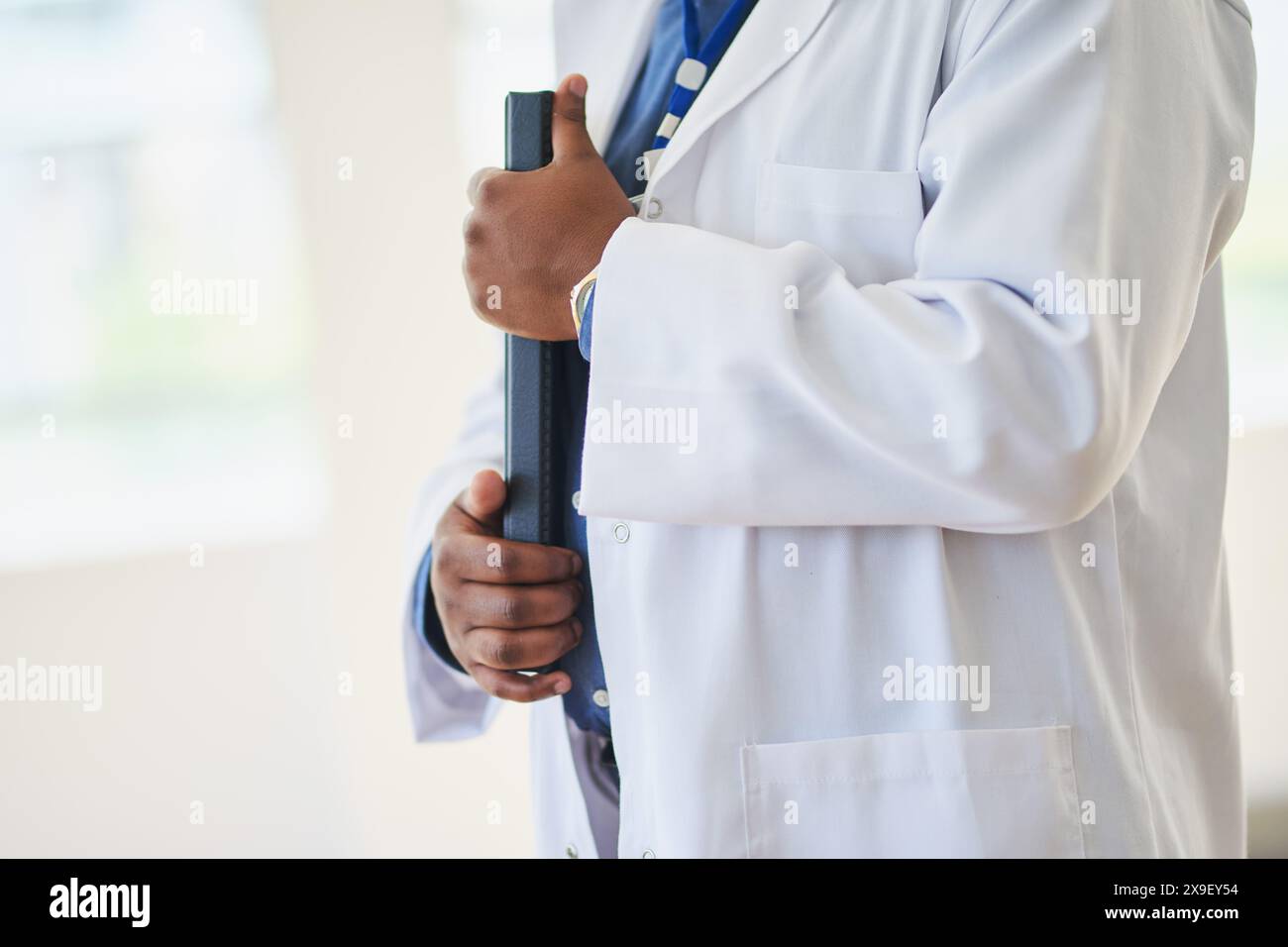 Nurse holding patient files doctor hi-res stock photography and images ...